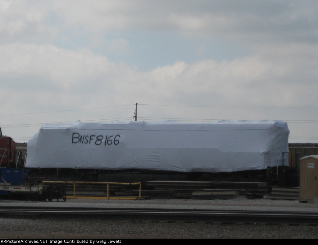 BNSF 8166